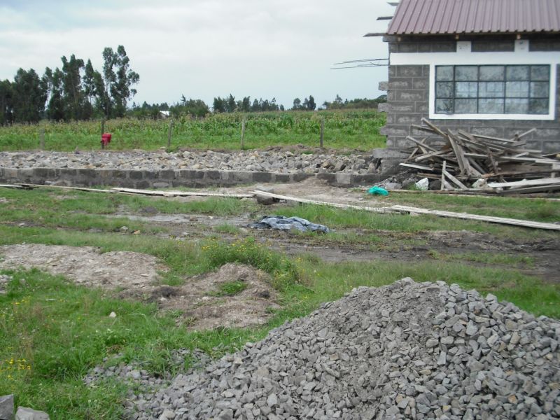 Building the school - The Karuri School Project
