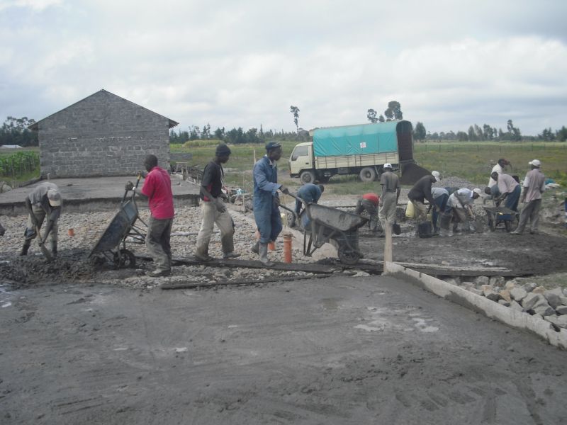 Building the school - The Karuri School Project